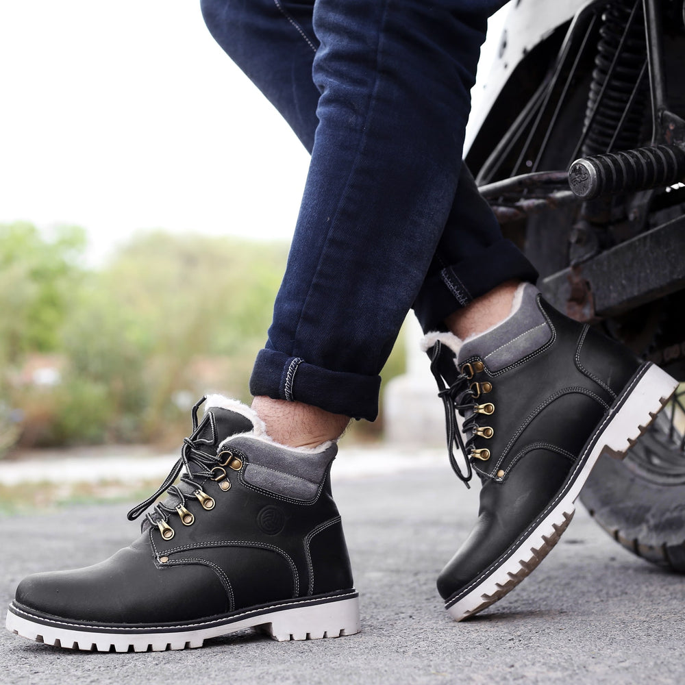 Hiking Boots | Bacca Bucci Moscow | Leather Biker Boots with Fur for Hiking